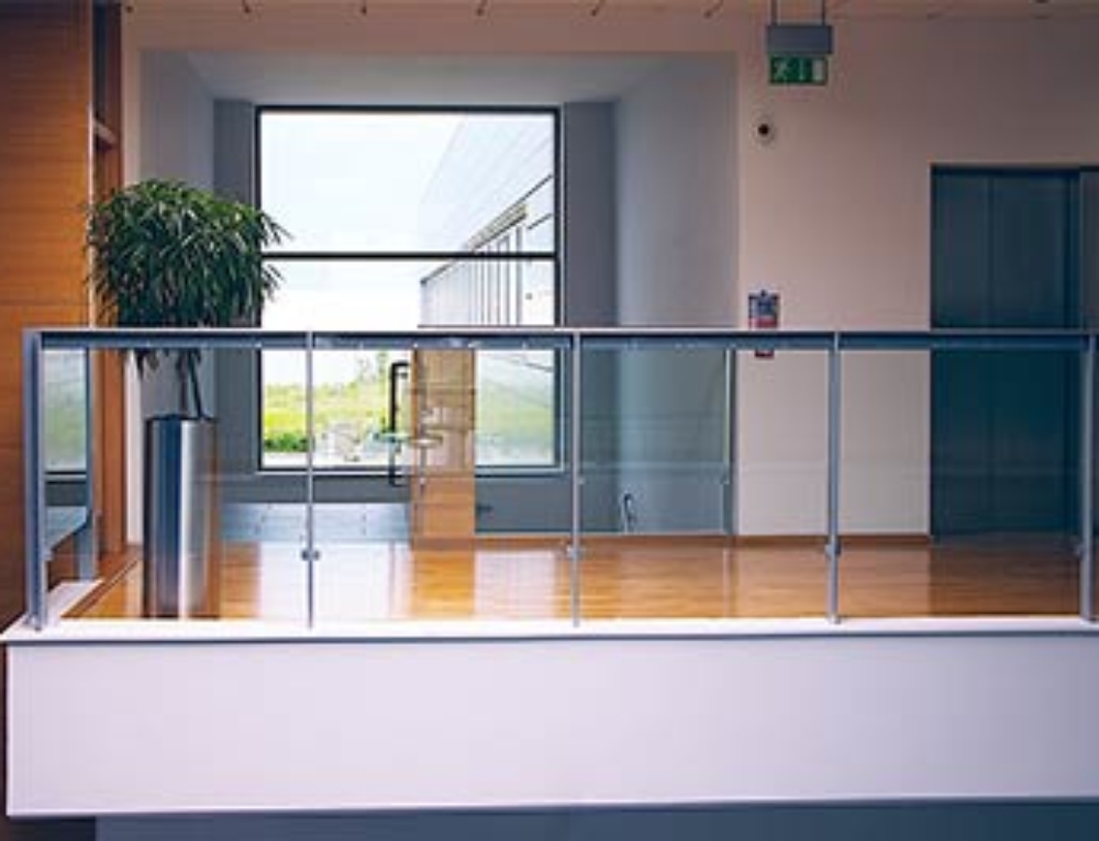 Verres transparents, translucides et laques - Miroiterie des Yvelines ...